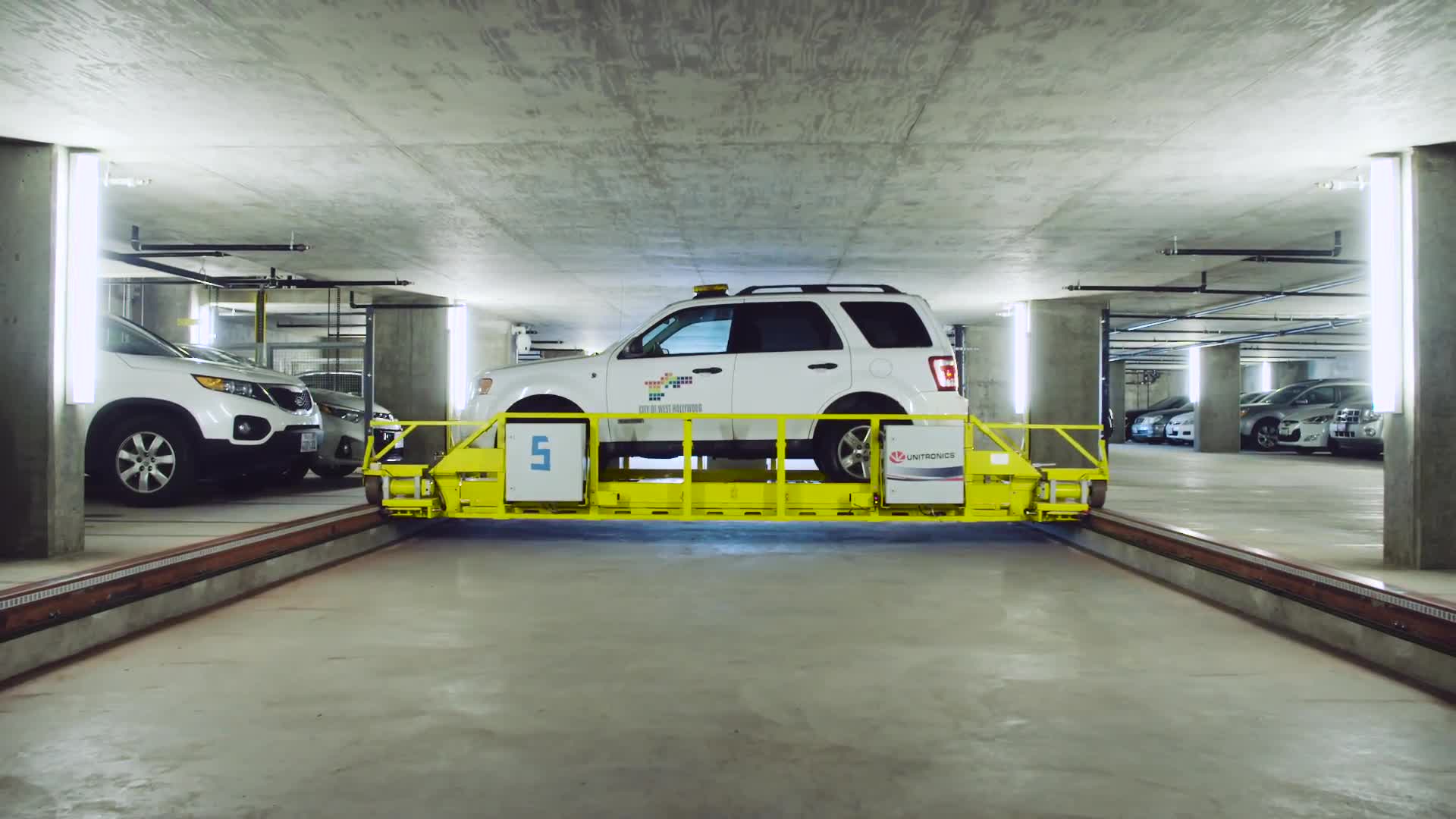 Watch The Amazing Garage Where Robots Do the Parking | WIRED