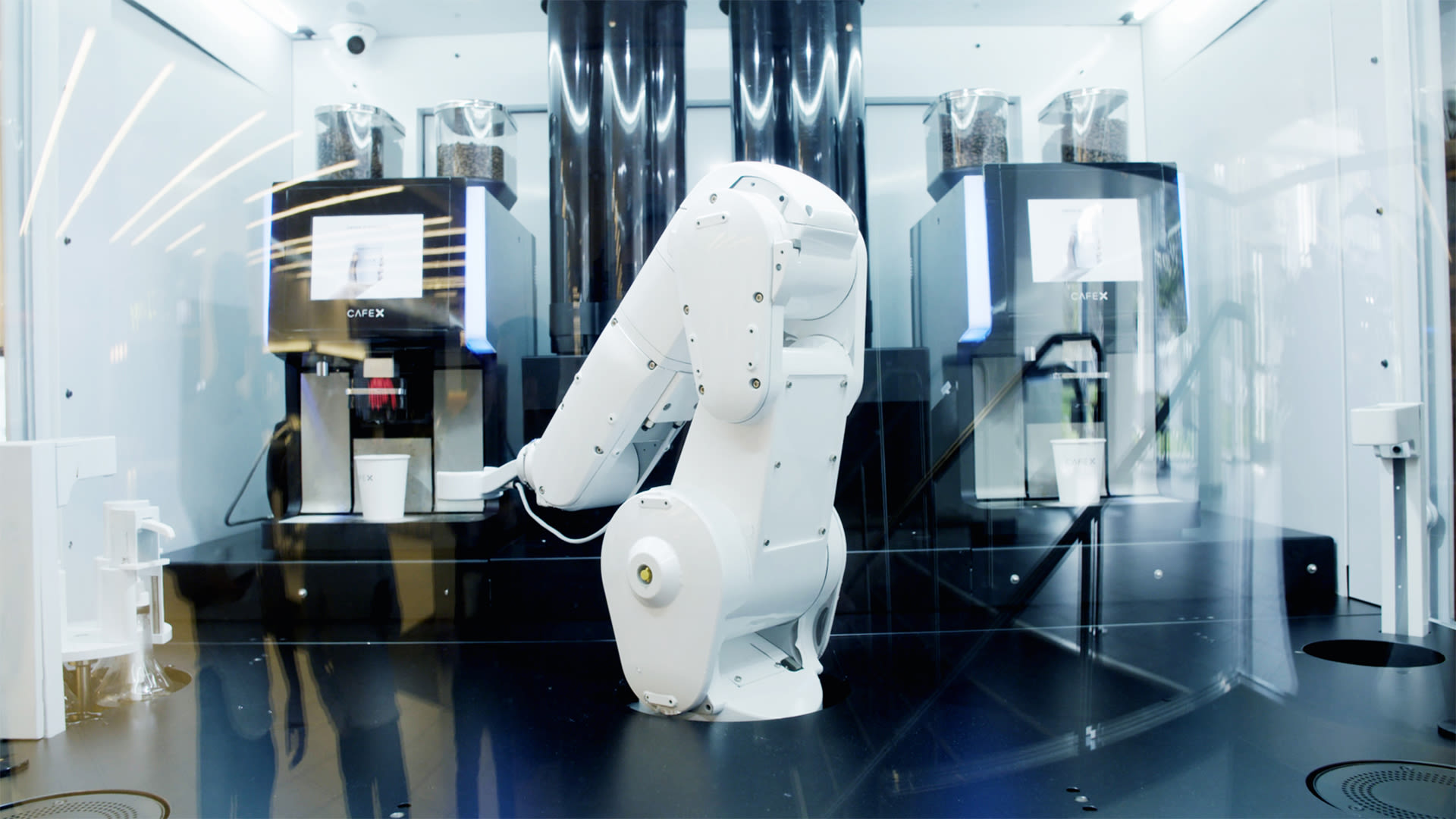 Watch This Robot Barista Makes a Dang Good Latte | WIRED