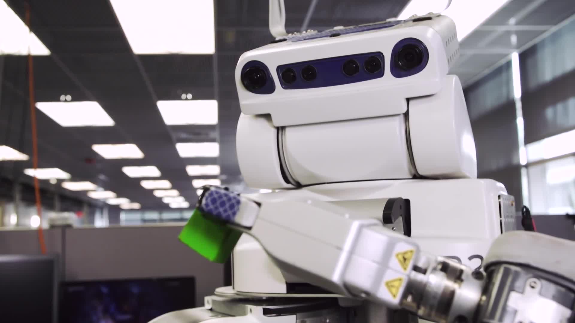 Watch How Brett the Robot is Learning by Failing | WIRED