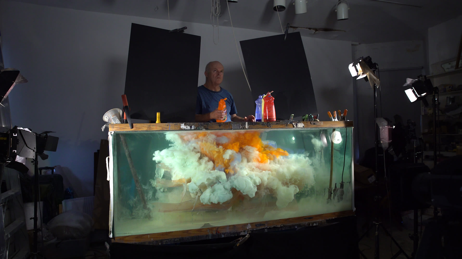Watch Inside the Studio Where Paint and Water Create Mesmerizing Photos ...