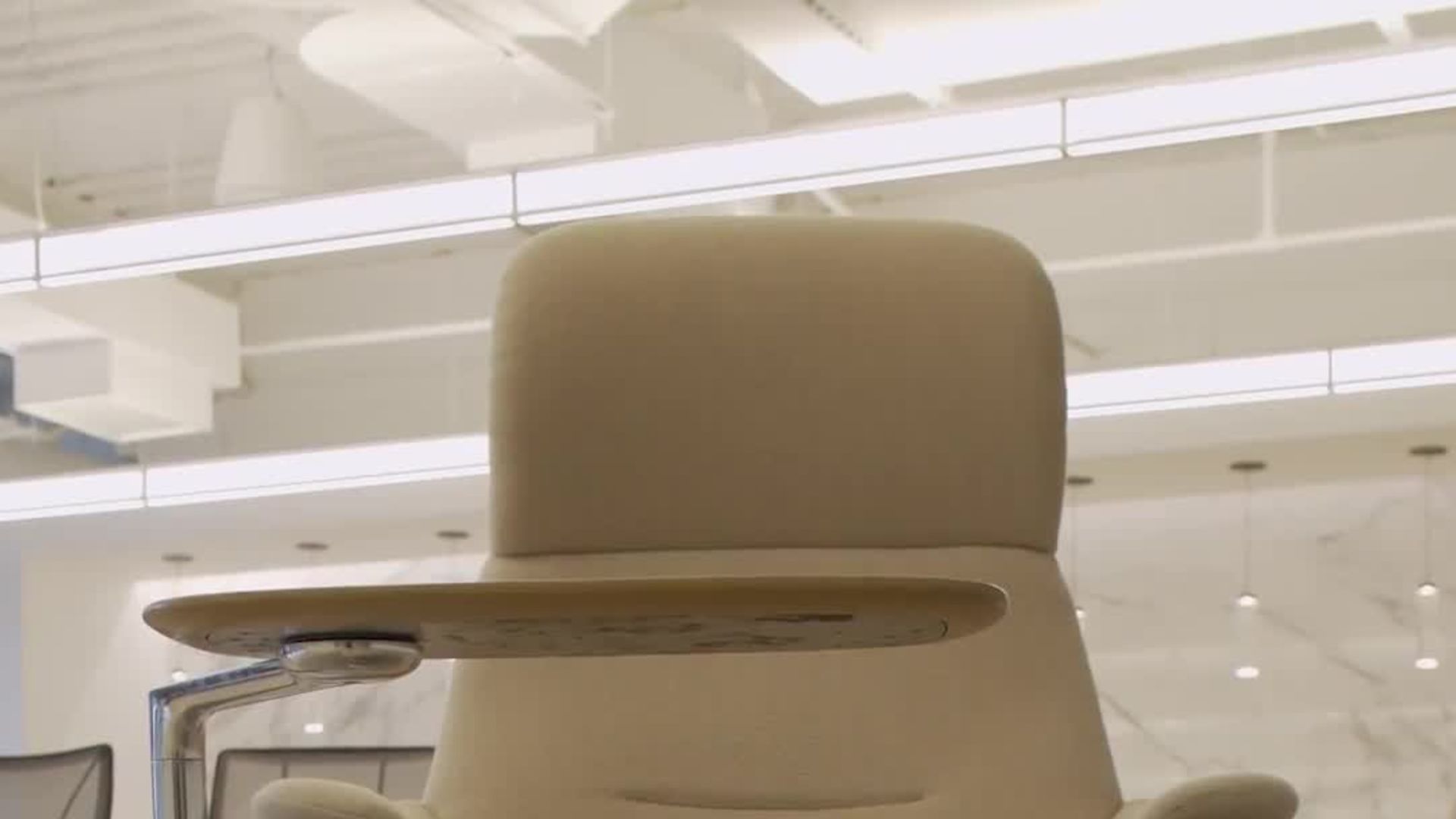 Watch Humanscale’s New $15K Lounge Chair Is the Ultimate Home Office ...