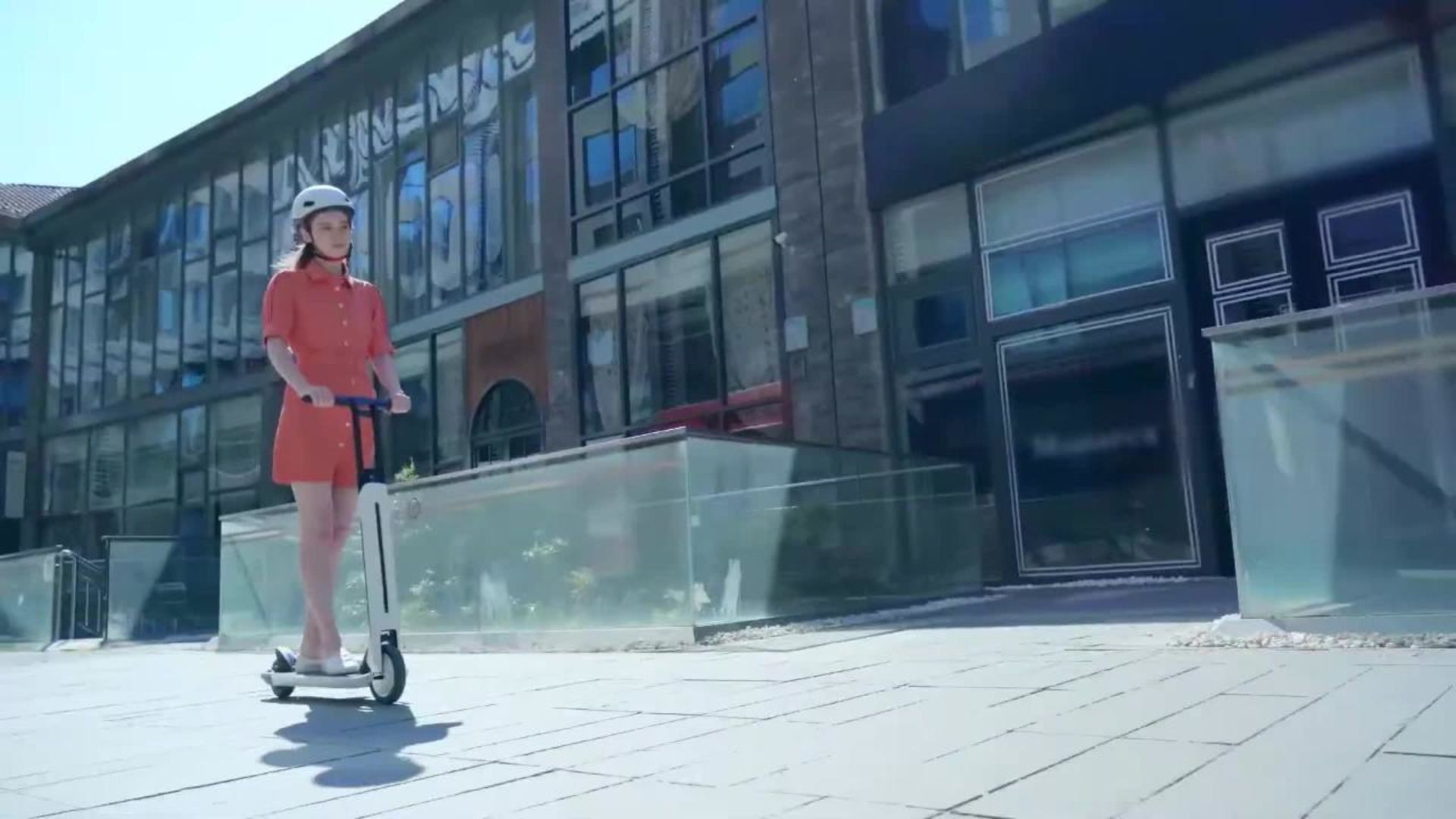 Watch Ninebot Air T15 | Wired Italia