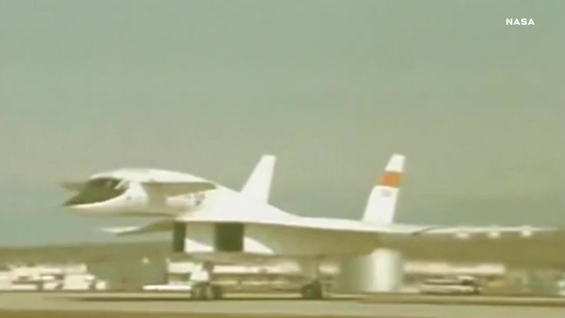 Watch How NasaTests Shapeshifting Plane Wings | Wired Italia