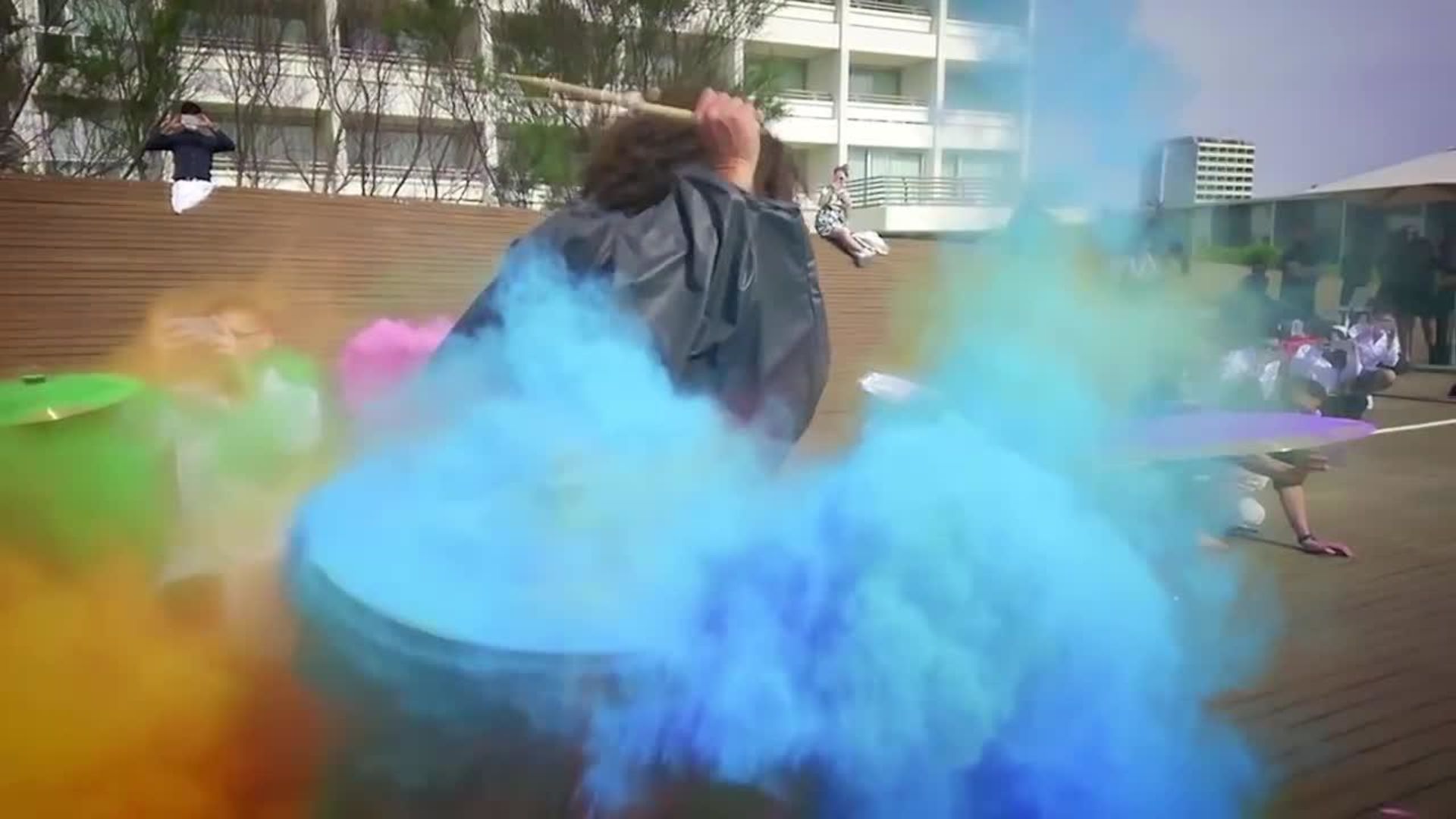 Watch Sony e il primo video in super slow motion fatto con uno ...