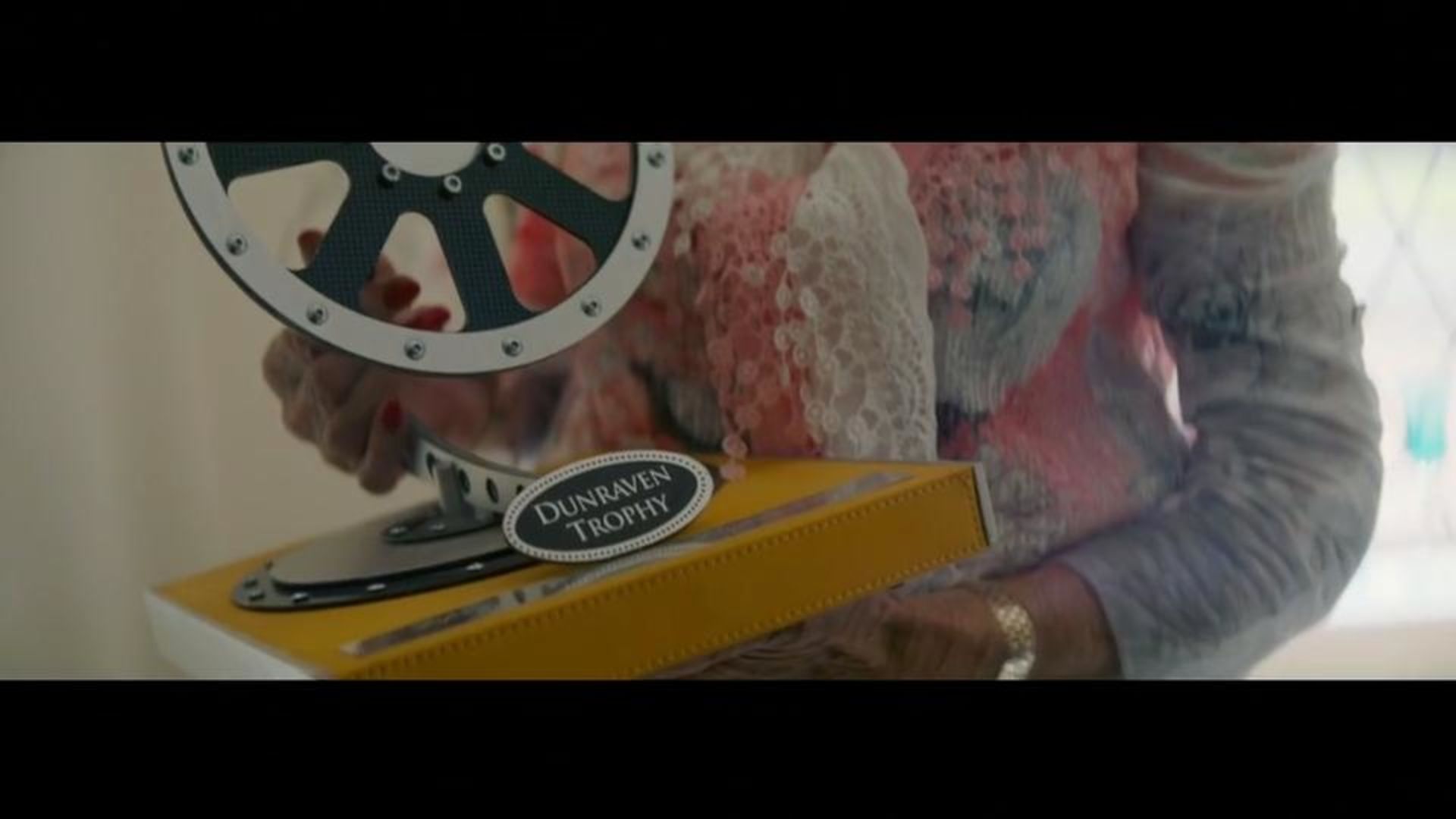 Watch Rosemary Smith guida una macchina da Formula 1 a 79 anni | Wired ...