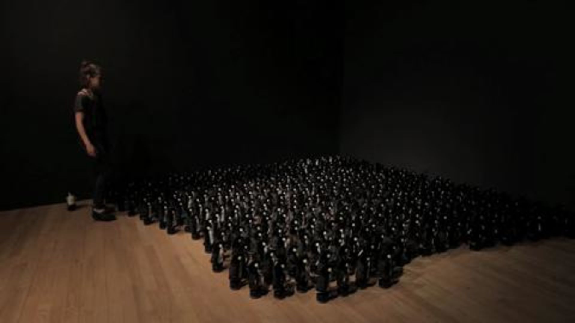 Watch I pinguini specchio di Daniel Rozin | Wired Italia