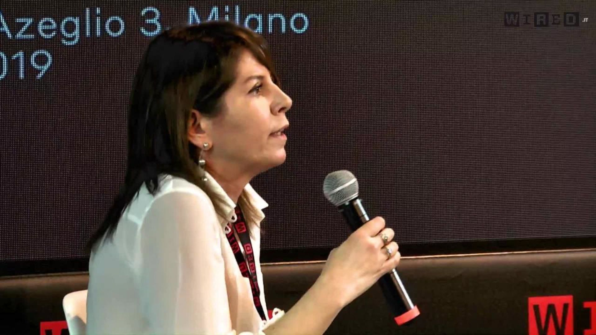 Watch Lisa Di Feliciantonio, Fastweb: "Il 5G è un cambiamento radicale ...