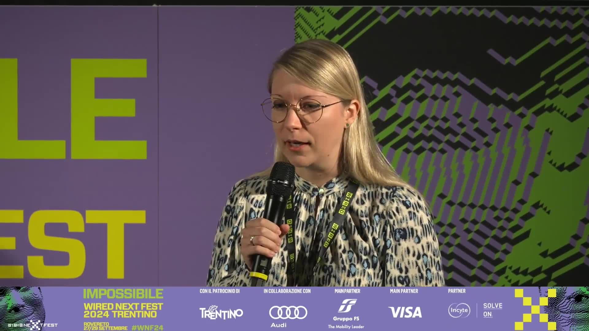 Watch Federica Mantegazzini e Francesco Tafuri rispondono alla domanda "Quanto manca al quantum ...