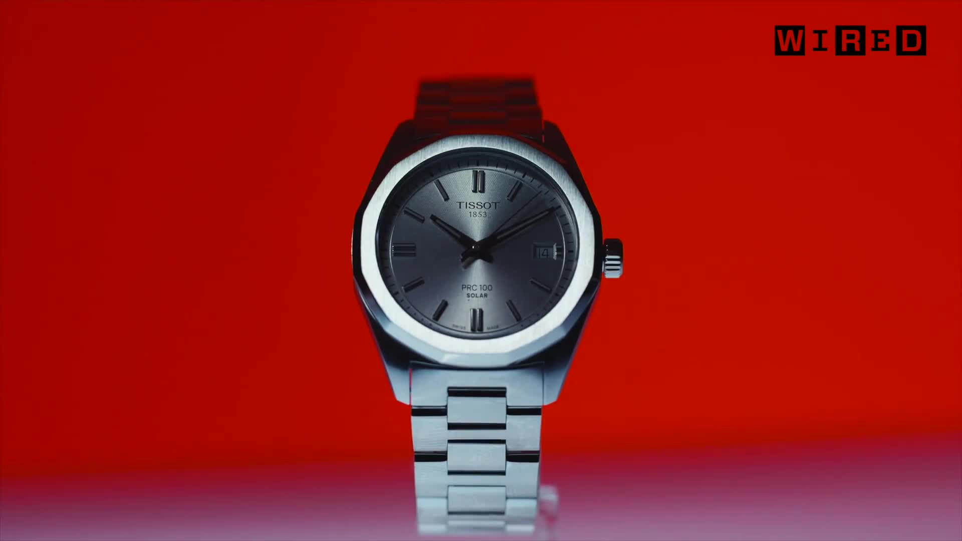 Watch Tissot nasconde le celle solari sotto il vetro e libera il design ...